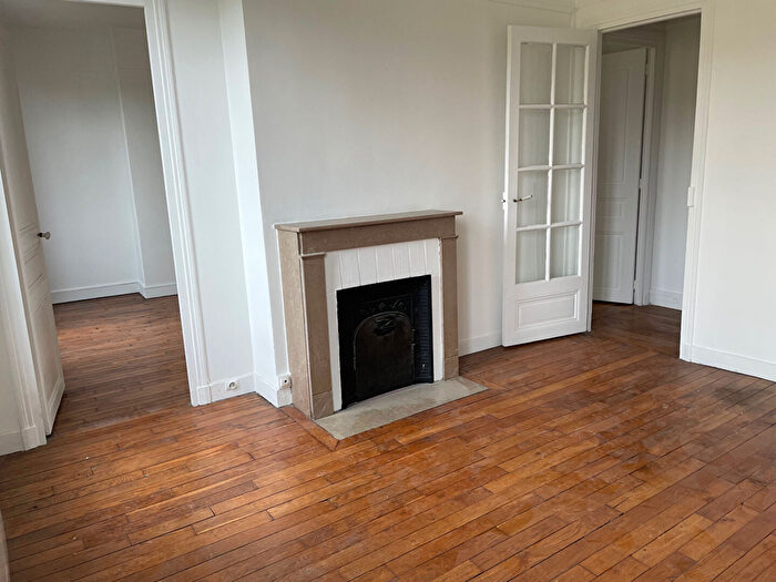 Appartement à vendre - Vanves, Centre Saint-Rémy - 2 pièces - 1 chambre