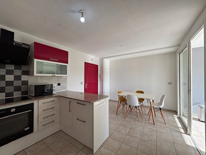 Les Abymes : Appartement 2 pièces à louer