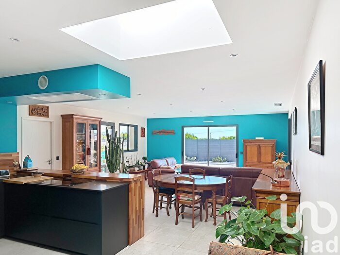 Maison à vendre - Saint-Jean-de-Liversay - 4 pièces - 3 chambres