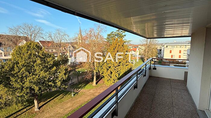 Appartement à vendre - Les Mureaux, Centre-ville - 4 pièces - 3 chambres