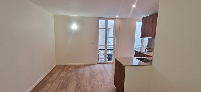 Paris 10ème, Porte Saint-Martin, Paradis : Appartement 2 pièces à louer