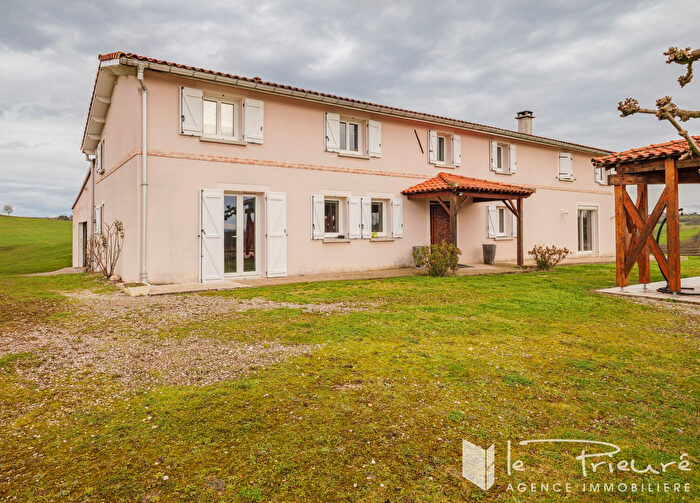 Maison à vendre - Le Garric - 9 pièces - 5 chambres