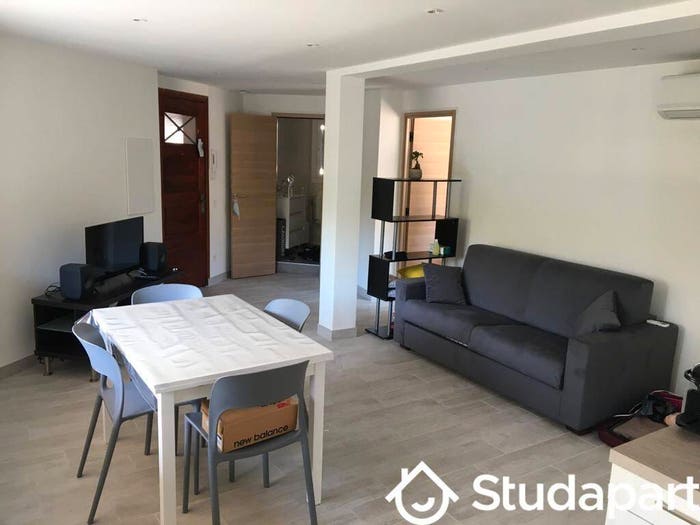 Appartement 1 pièce à La Bocca, Cannes, à louer