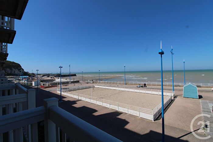 Saint-Valery-en-Caux : Appartement 2 pièces à vendre