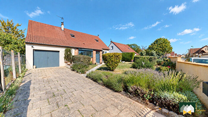 Maison 5 pièces à vendre - Saint-Aubin-des-Bois