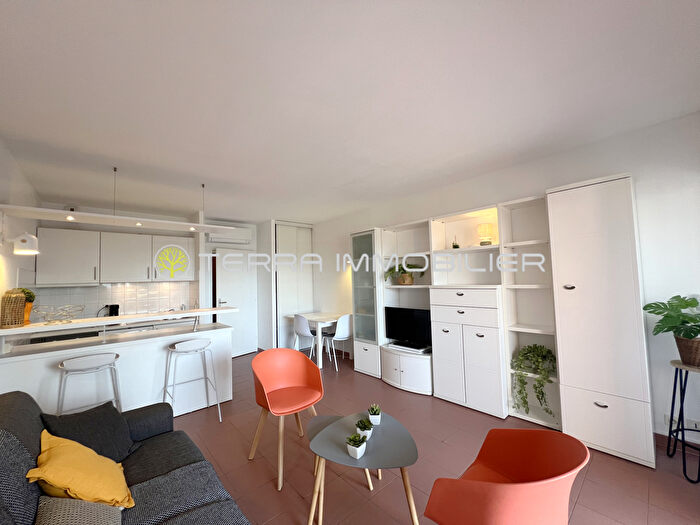 Appartement à louer - Ajaccio, Les Sanguinaires - 1 pièce