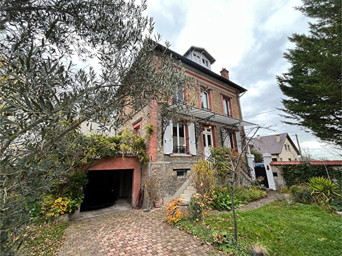 Maison à vendre - Neuilly-Plaisance, Côteaux dAvron - 7 pièces - 5 chambres