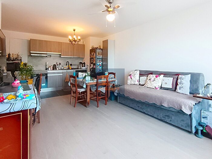 Le Plessis-Robinson, Cité Basse - Appartement 3 pièces à vendre