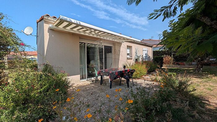 Maison à vendre - Les Mathes - 3 pièces - 2 chambres