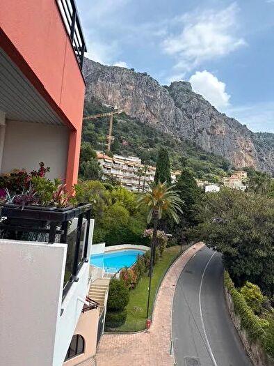 Menton, Haut Borrigo, Saint-Paul-Garavan, Vallée de Gorbio : Appartement 2 pièces à vendre