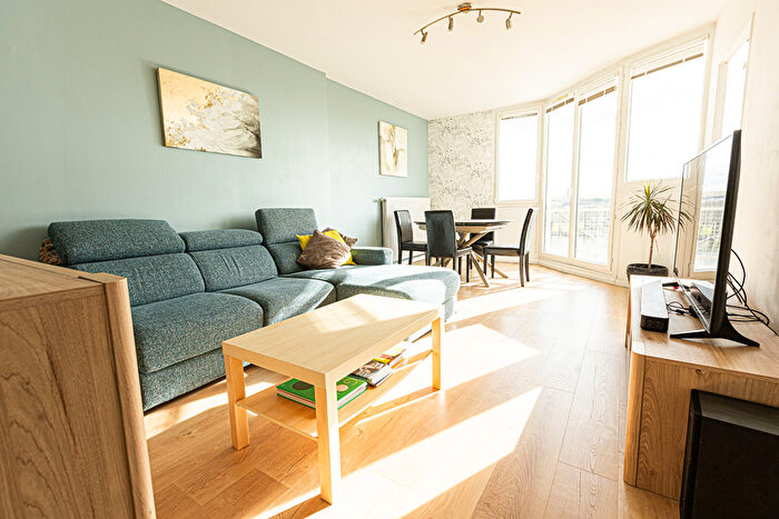 Appartement à vendre - Torcy, Torcy - 3 pièces - 2 chambres