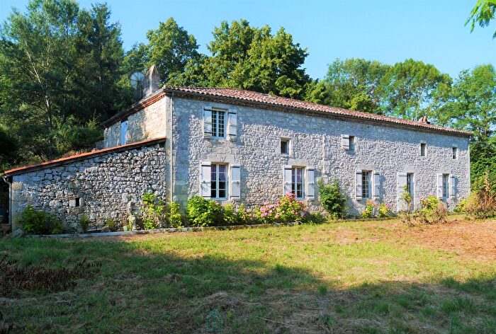 Maison 8 pièces à Dolmayrac, à vendre