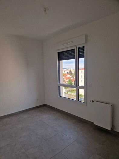 Appartement à louer - Laënnec, Lyon ème arrondissement - 3 pièces - 2 chambres