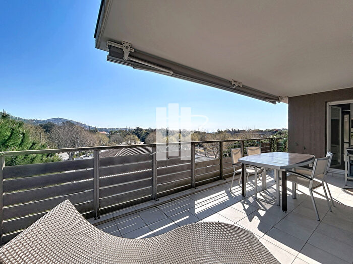 Appartement à vendre - Saint-Raphaël, Agay - 3 pièces - 2 chambres