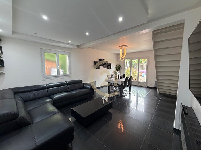 Maison 4 pièces à vendre à Viry-Châtillon