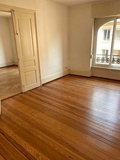Appartement à louer - Strasbourg, Gare - 3 pièces - 2 chambres