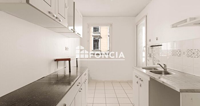 Appartement 3 pièces à vendre - Villeurbanne, République, Tolstoi