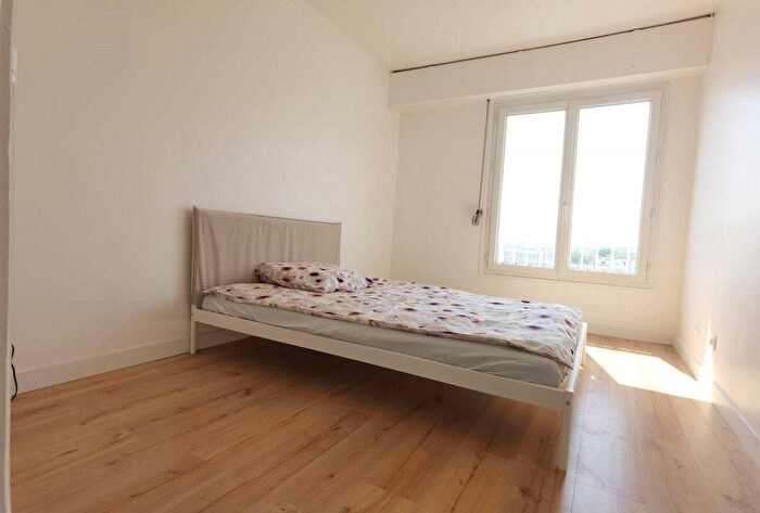 Appartement à louer - Parc des Expositions, Vanves - 3 pièces - 2 chambres