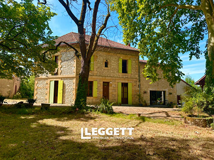 Maison à vendre - Saint-Laurent-des-Vignes - 16 pièces - 9 chambres