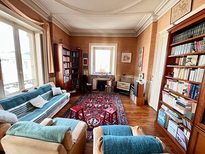 Appartement à vendre - Quartiers Centre, Thabor, Oberthür - 7 pièces - 5 chambres