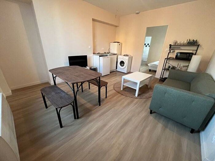 Appartement 2 pièces à Troyes, à louer