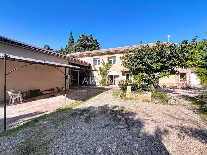 Maison à vendre - Cavaillon, Centre-ville - 8 pièces - 5 chambres