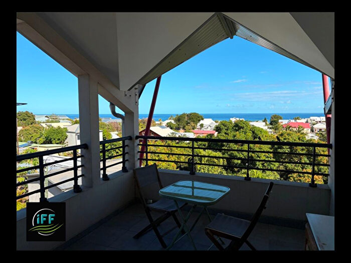 Appartement 2 pièces à vendre - Saint-Leu, Centre-ville