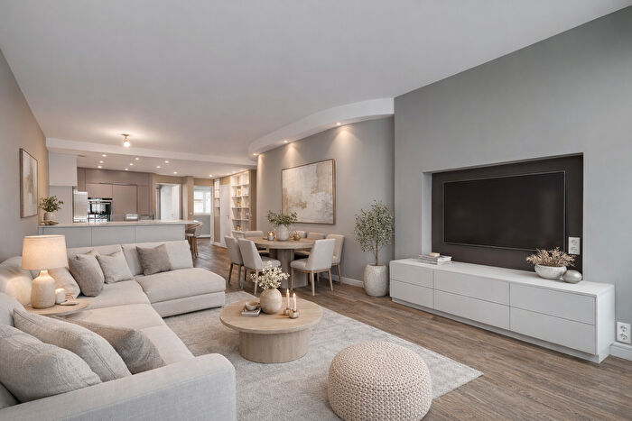 Appartement à vendre - Annecy, Centre-ville, Vieille ville, Marquisats - 3 pièces - 2 chambres