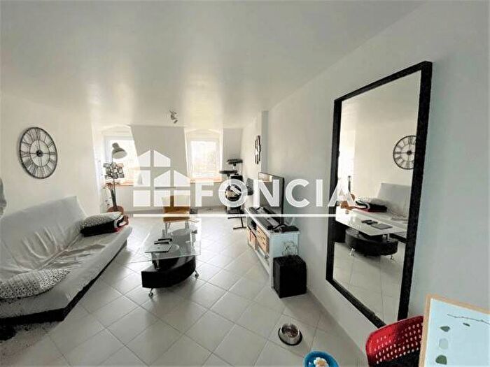 Appartement à louer - Benardiere-Saint Michel, Flers - 2 pièces - 1 chambre