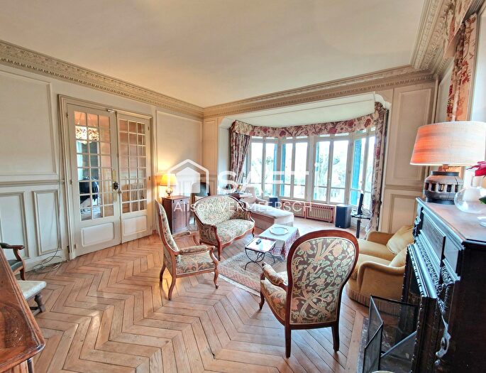 Maison à vendre - Porcheville - 9 pièces - 6 chambres