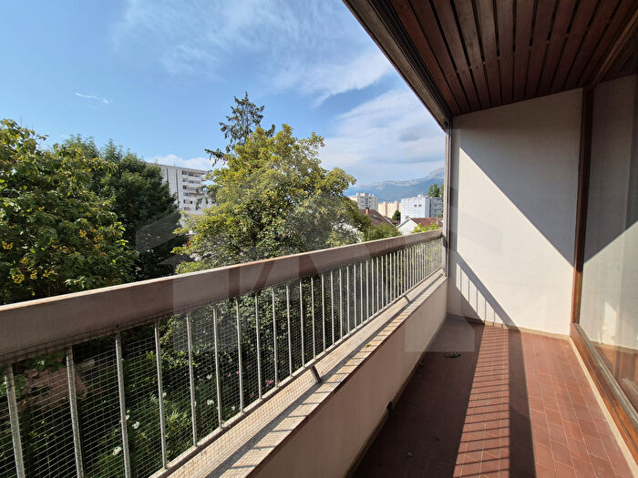 Grenoble, Bajatière - Appartement 2 pièces à vendre
