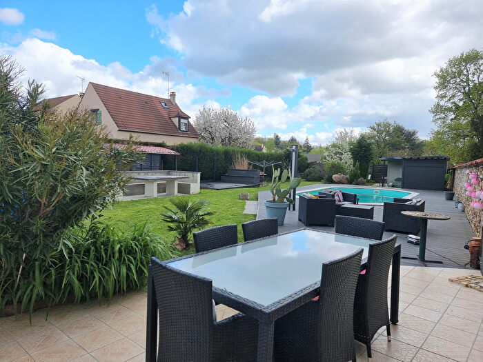 Maison à vendre - Livry-sur-Seine - 5 pièces - 3 chambres