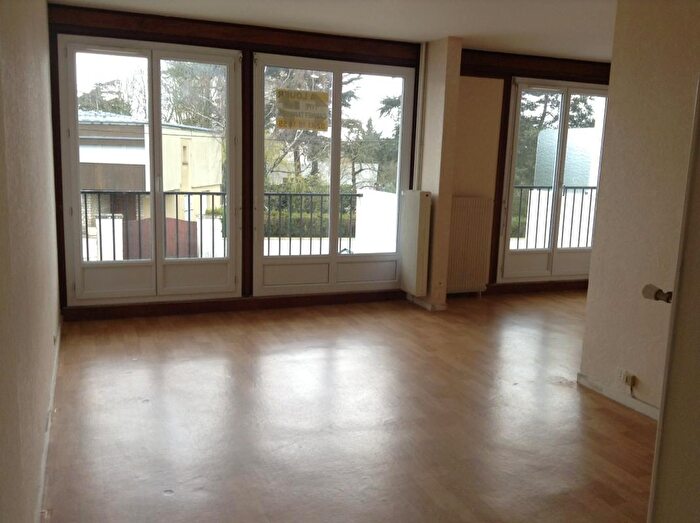 Appartement à louer - Angers, Deux-Croix, Banchais, Grand Pigeon - 1 pièce