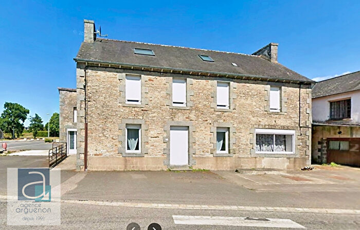 Saint-Jacut-du-Mené - Maison 6 pièces à vendre