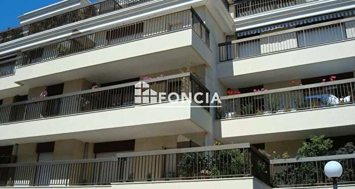 Appartement 2 pièces à Les Bas Coquarts, Bourg-la-Reine, à louer