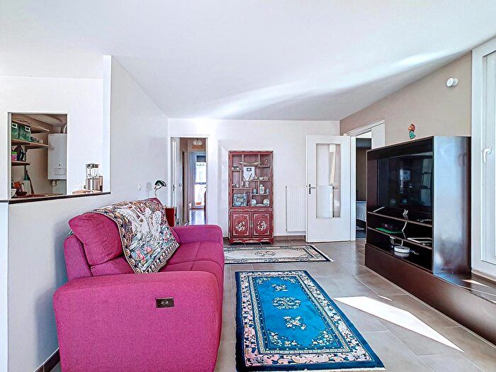 Appartement à vendre - Noisiel, Ville nouvelle - 4 pièces - 3 chambres