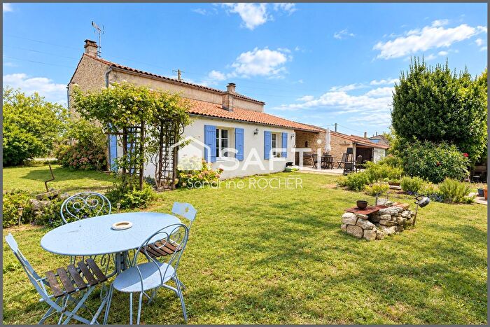Maison 5 pièces à vendre à Balanzac