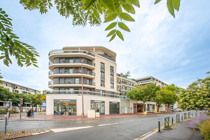 Appartement 2 pièces à Rueil-Malmaison, Plaine Gare, à louer
