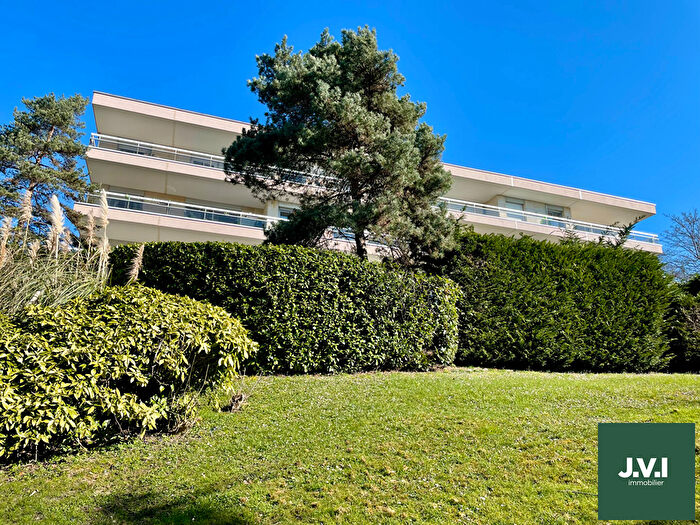 Appartement à vendre - Montmorency, Centre Montmorency - 3 pièces - 2 chambres