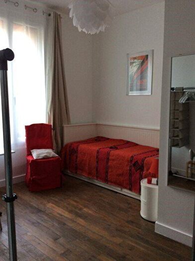 Appartement à louer - Centre, Nanterre - 1 pièce