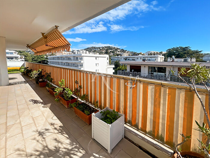 Appartement à vendre - Cannes, Pointe Croisette - 4 pièces - 2 chambres