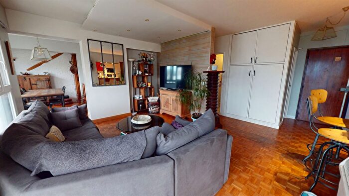 Appartement à vendre - Clamart, Galvents, Corby - 4 pièces - 2 chambres