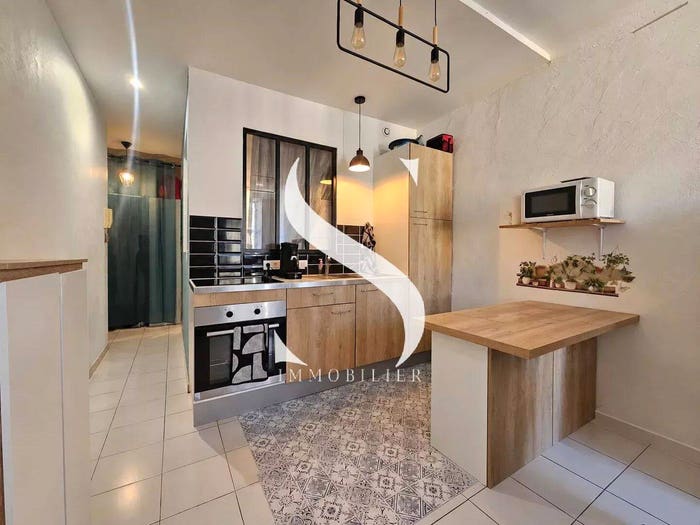 Brusquet-Retenaou-Devens, Vallauris - Appartement 1 pièce à louer