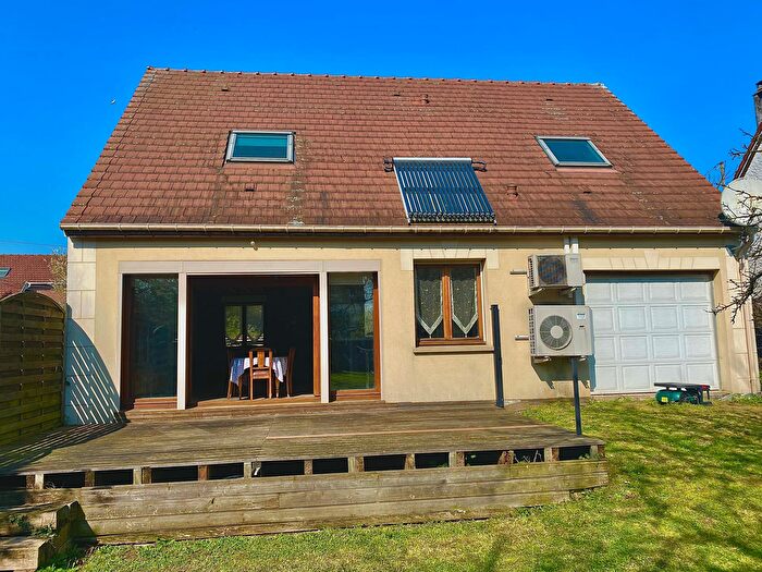 Maison à vendre - Montataire, Gournay, Fonds de Montataire - 5 pièces - 4 chambres