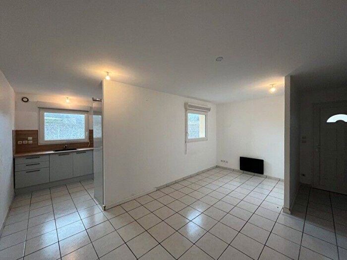 Appartement à louer - Ploudalmezeau - 3 pièces - 1 chambre