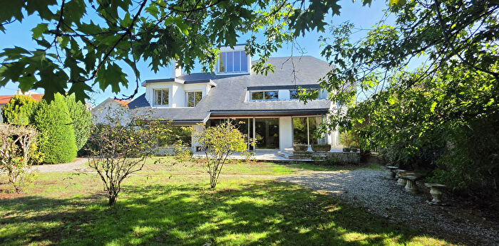 Maison 8 pièces à Saint-Sébastien-sur-Loire, Bords de Loire, à vendre