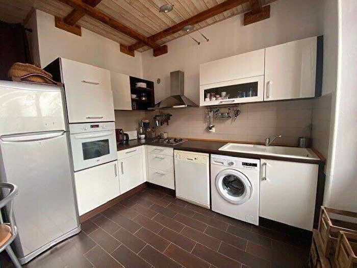 Appartement à louer - Centre, Annemasse - 3 pièces - 1 chambre