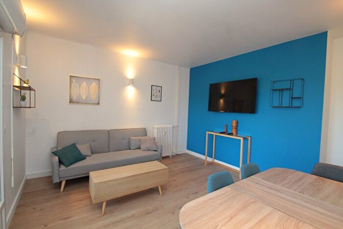 Appartement à vendre - Nîmes, Carmes - 5 pièces - 4 chambres