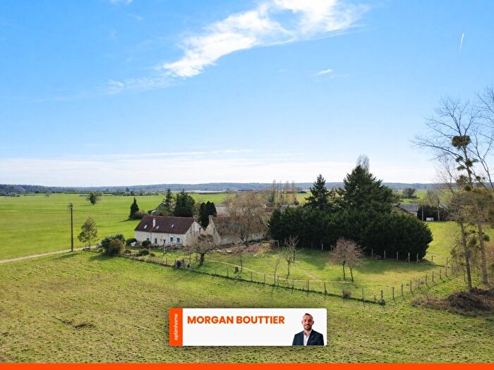 Maison à vendre - Parçay-les-Pins - 6 pièces - 4 chambres