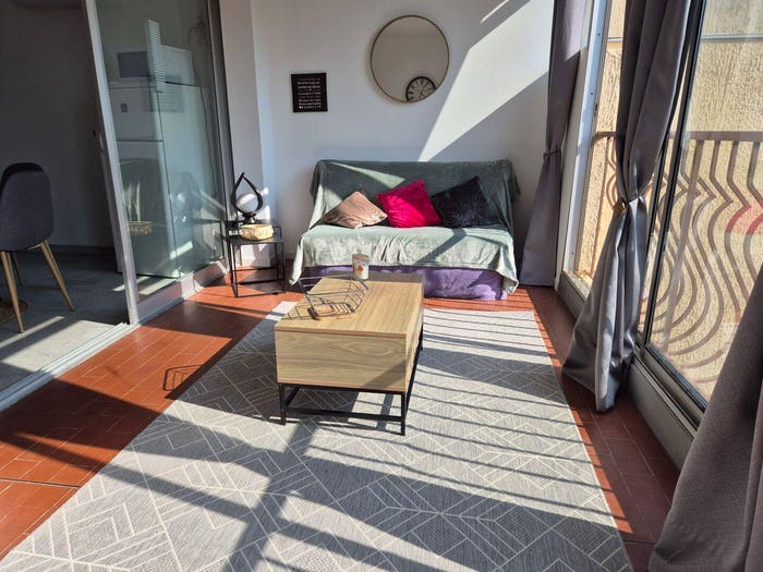 Saint-Cyr-sur-Mer : Appartement 1 pièce à louer